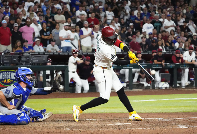 Geraldo Perdomo's walk-off hit leads Diamondbacks to wild comeback win ...