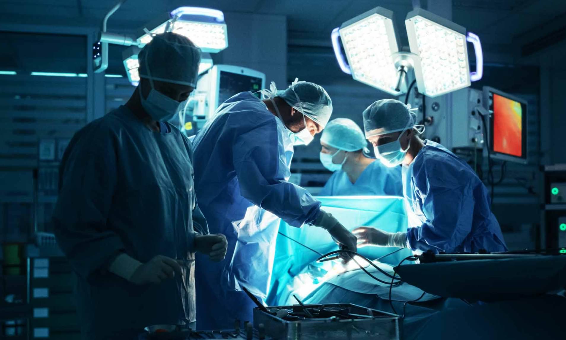 Bungling cancer surgeons remove wrong kidney... leaving man, 77, with ...