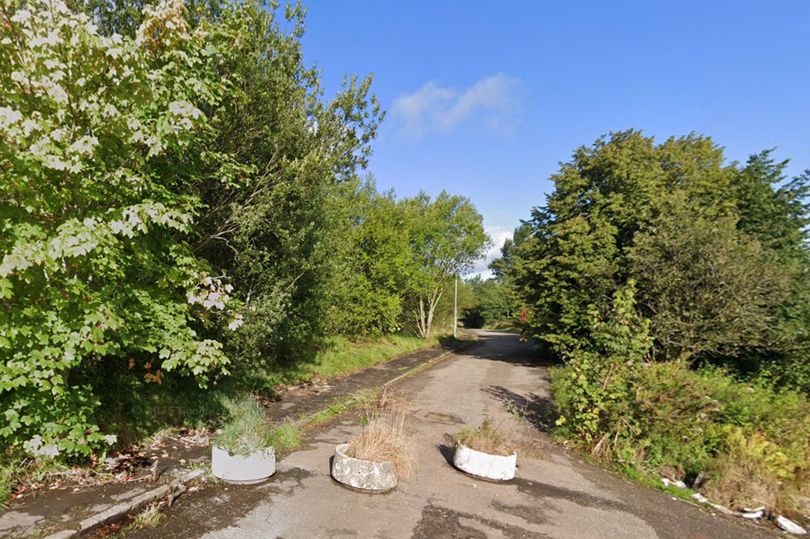 Police launch manhunt after attempted murder in Greenock