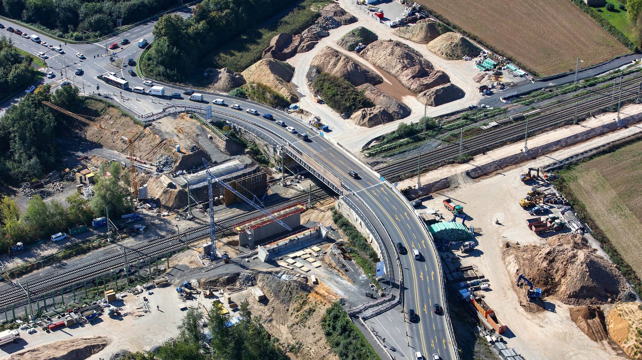 Streckenarbeiten zwischen Hanau und Gelnhausen: Bahn startet noch im ...