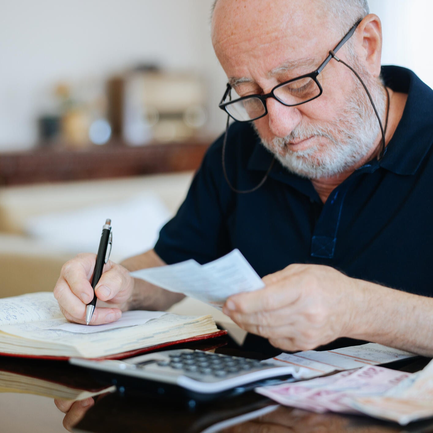 What big expenses should seniors plan for? Here's what retirement ...