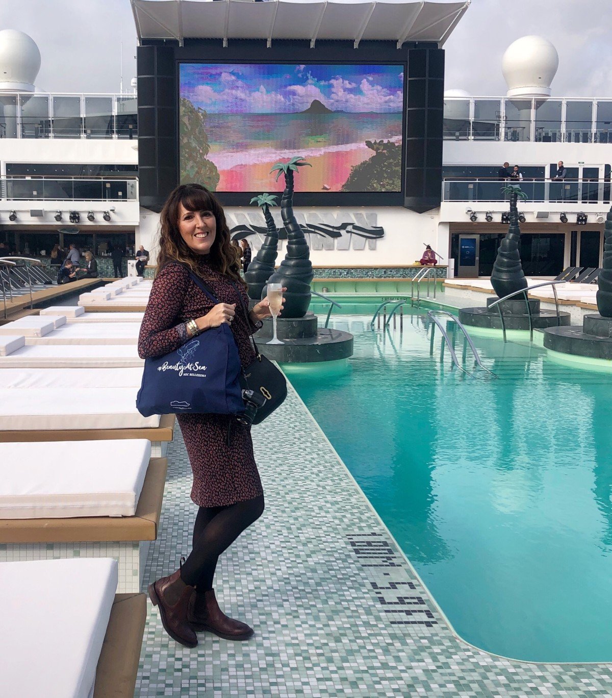 What is the difference between MSC and Royal Caribbean?