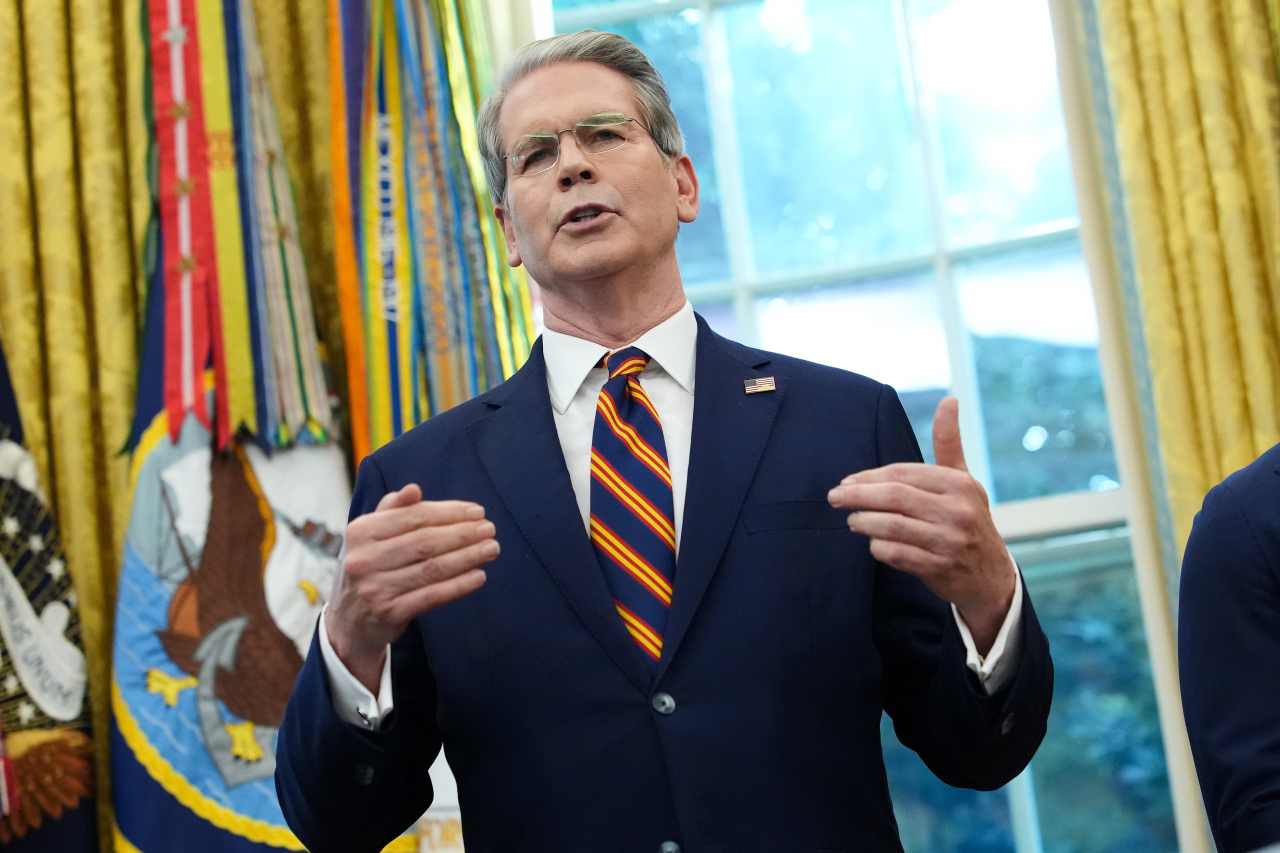 White House Goes All-in on Argentina. It May Not Work.