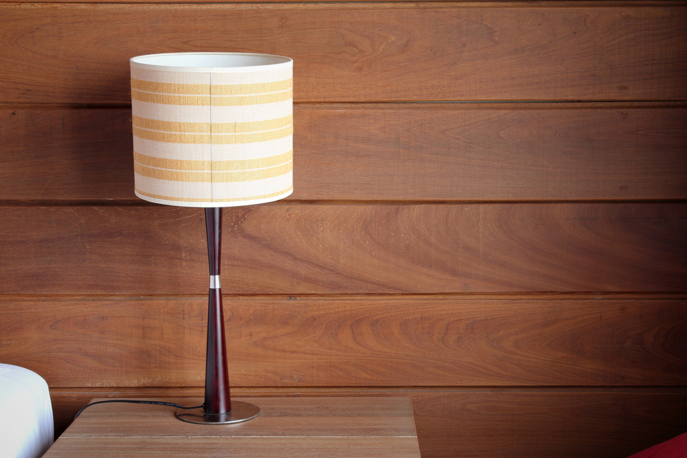 How to Tell if Your Lamps Are Antiques