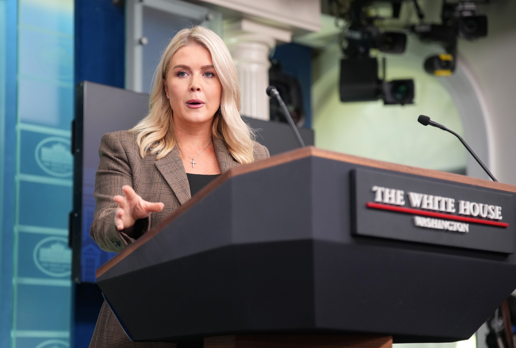 White House claims double-tap strike on suspected drug boat was “self ...