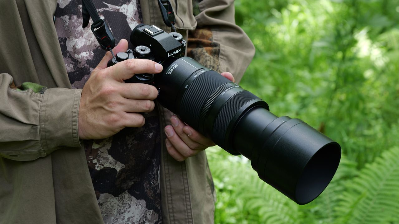 Panasonic's longest S series zoom promises “industry-leading ...