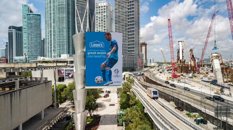 Court settlement could end war over jumbo digital billboards in ...