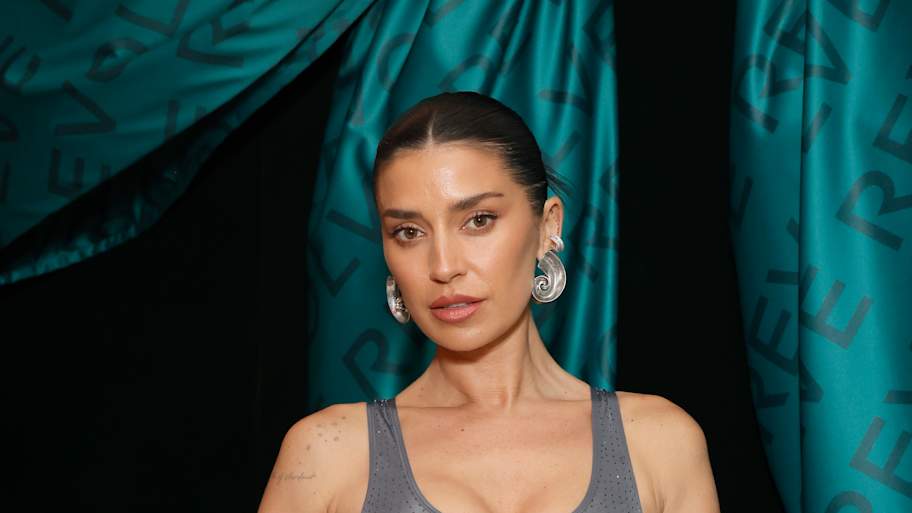 Nicole Williams English Is Bringing the Capri Trend to Her Athleisure ...