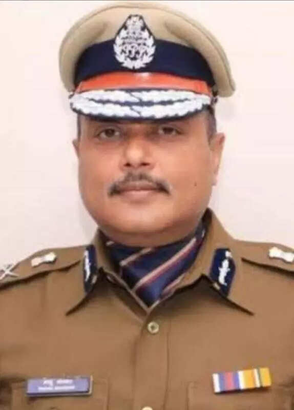 After HC order, cops in Meerut Zone remove 1,000-plus caste-linked markers