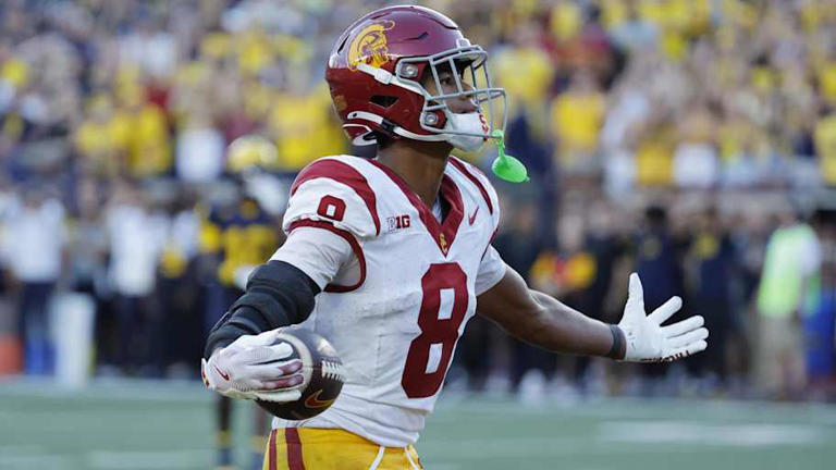 ESPN computer predicts USC vs. Illinois football game winner