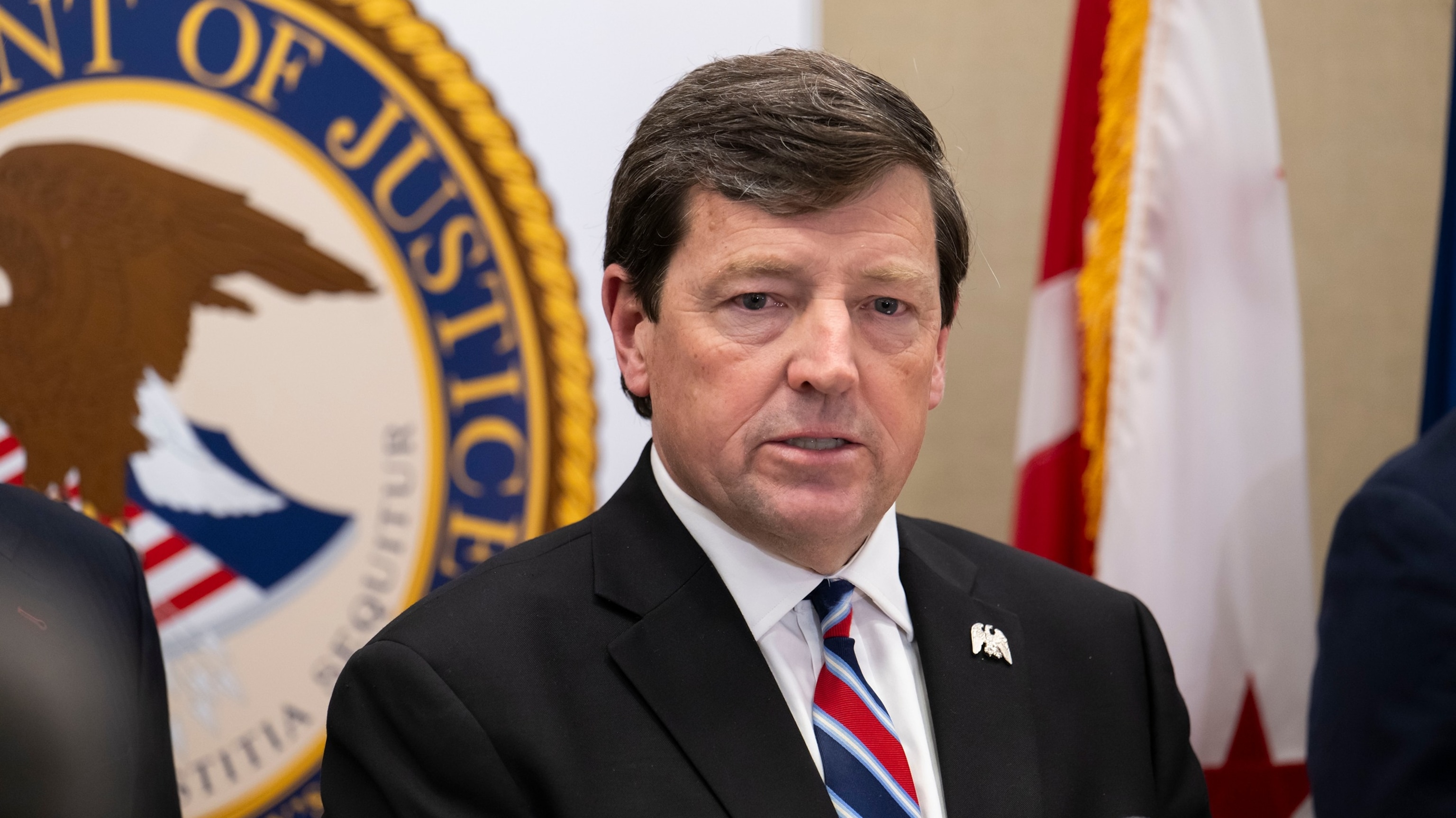 DOJ official ordered to rescind inquiry to FBI agent who sued Alex ...