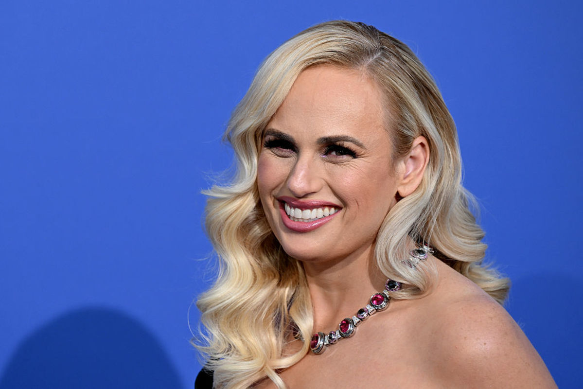 Rebel Wilson Is Unrecognizable Following Weight Loss, Full Glam and ...