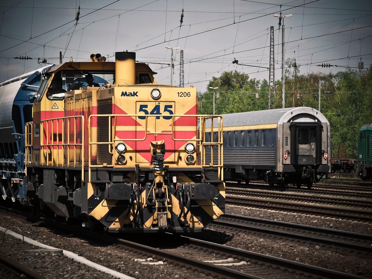Study identifies key psychosocial stress factors in freight train driving