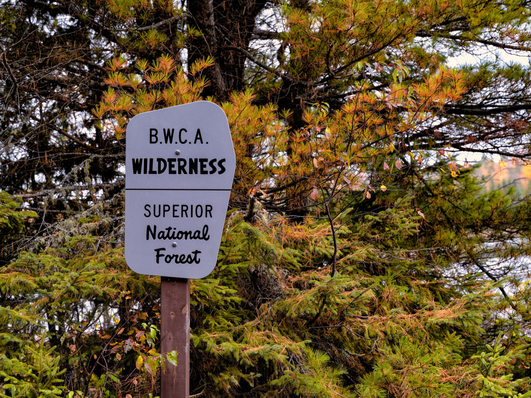 Iowa man who hurt leg with axe is rescued from Boundary Waters