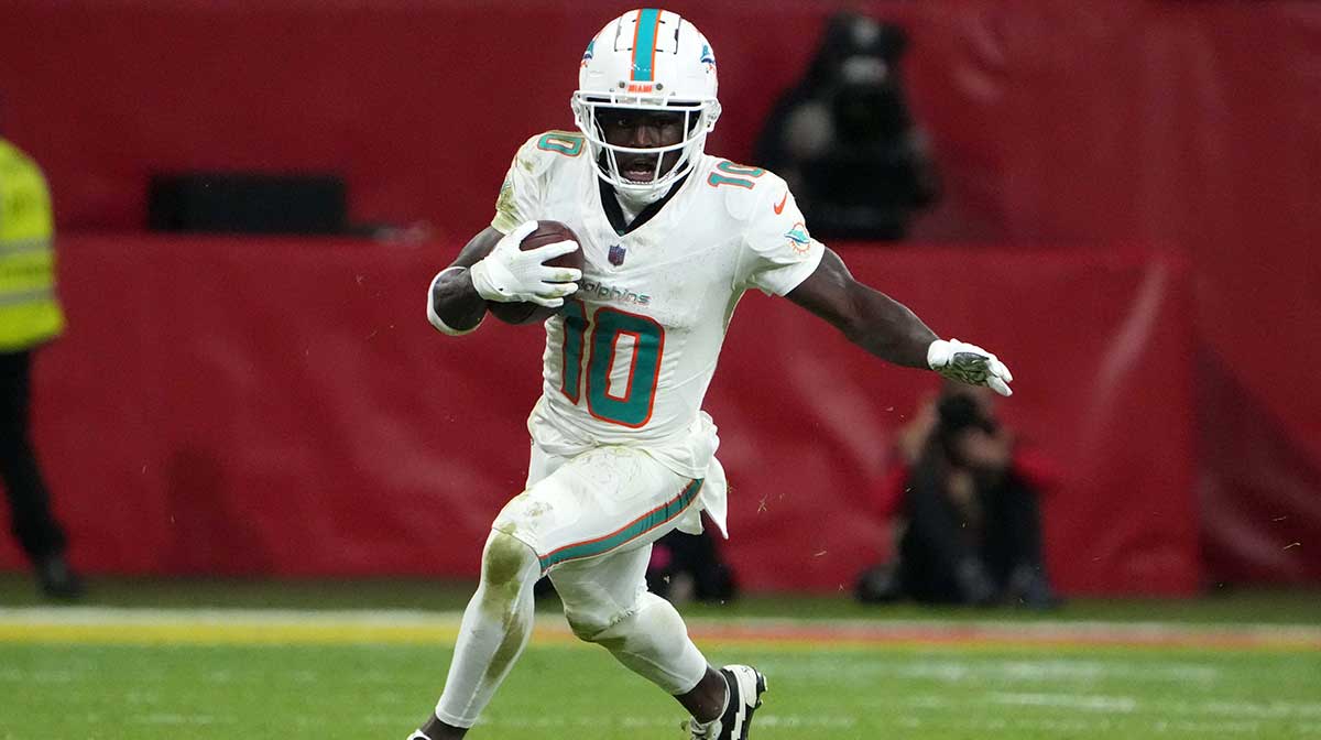 NFL rumors: ‘Don’t rule out’ Bills, Chiefs, Packers, 49ers for WR trade