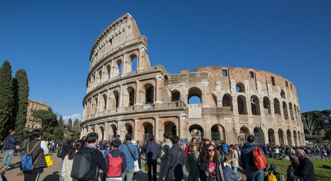 Roma, metro C: l'8 dicembre aprono le stazioni di Colosseo e Porta ...