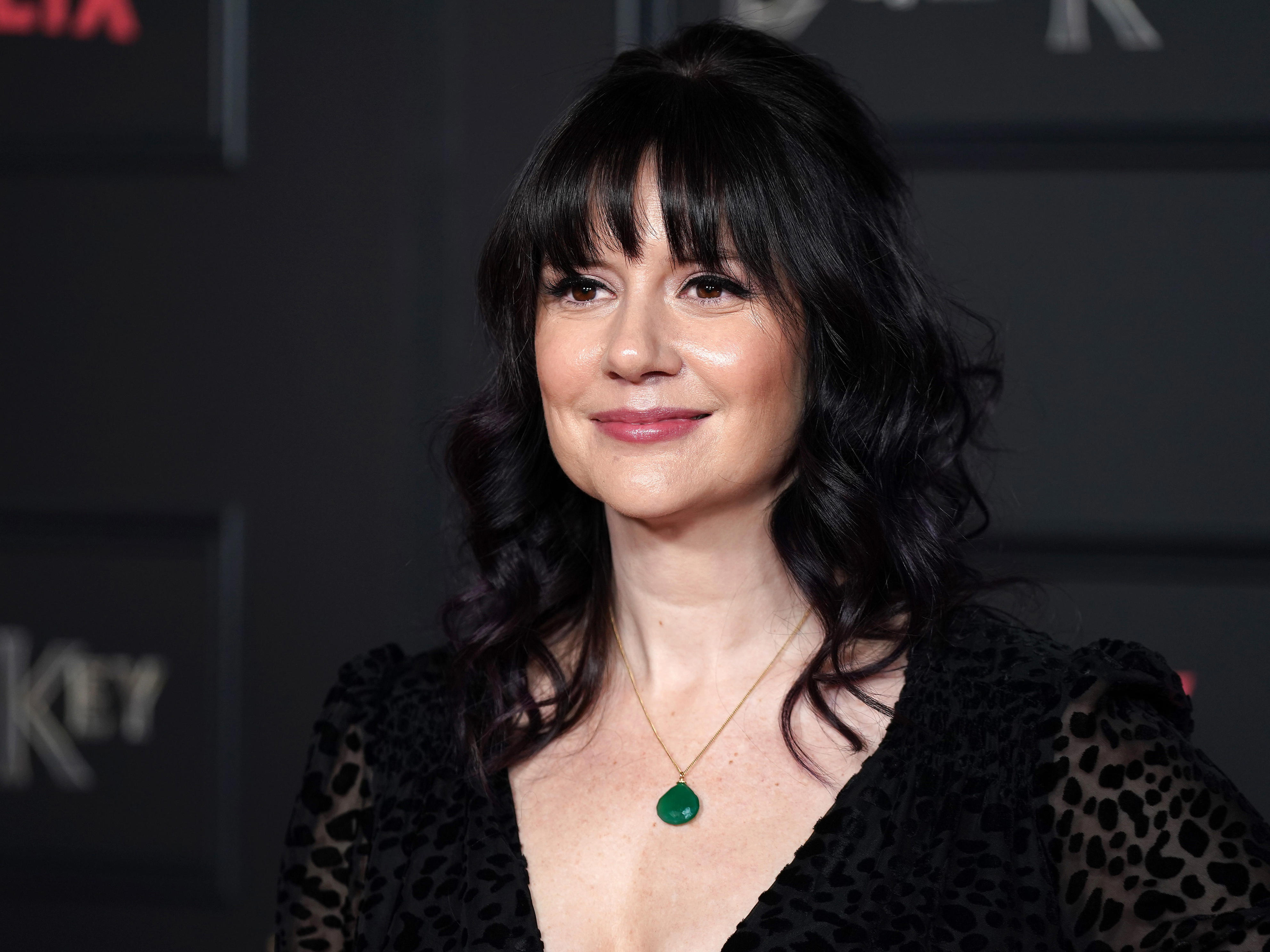 Rebecca Yarros' bestselling fantasy book 'Fourth Wing' is being turned ...
