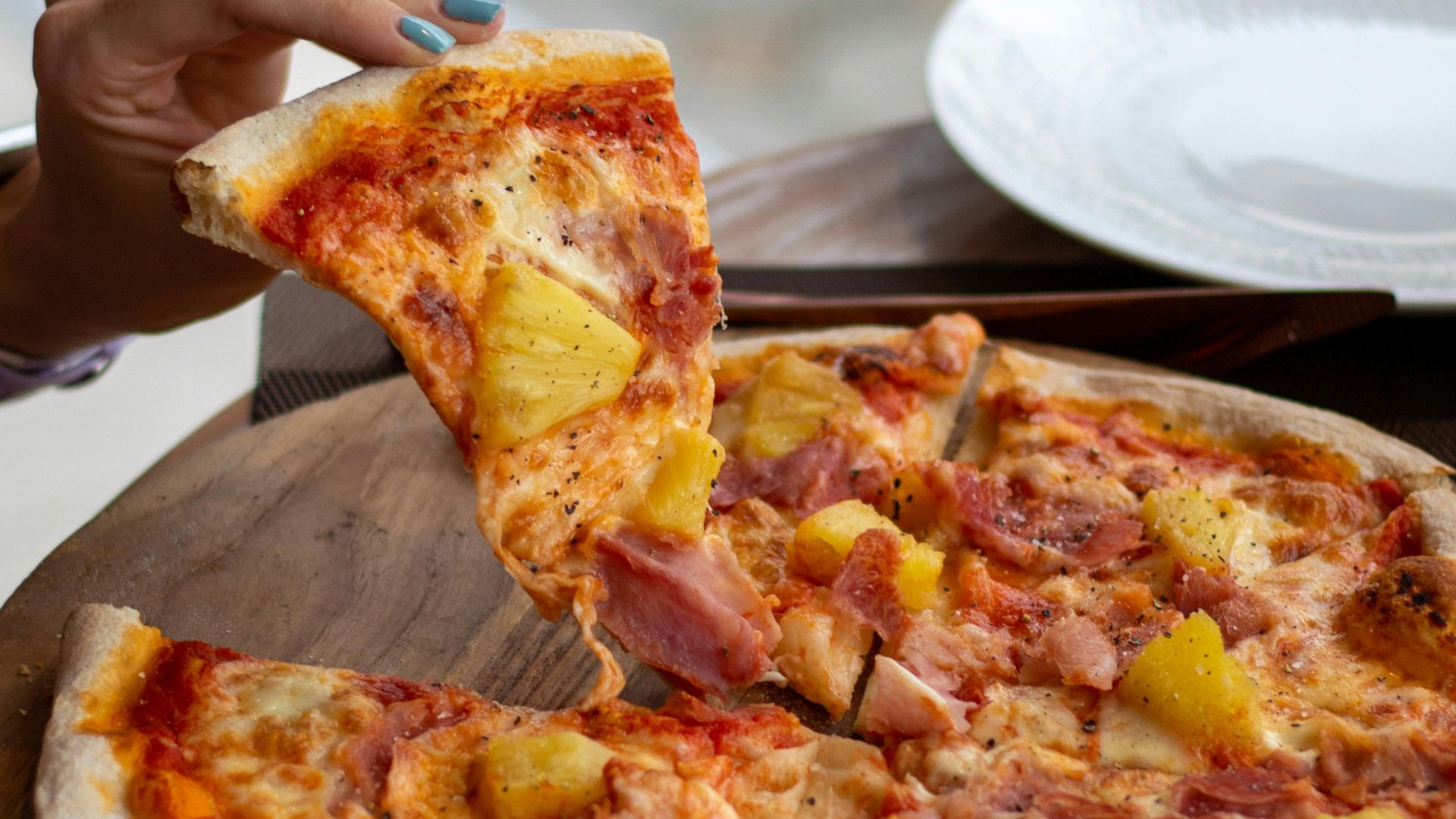10 Weird Food Pairings That Are Surprisingly Delicious & 10 That Just ...