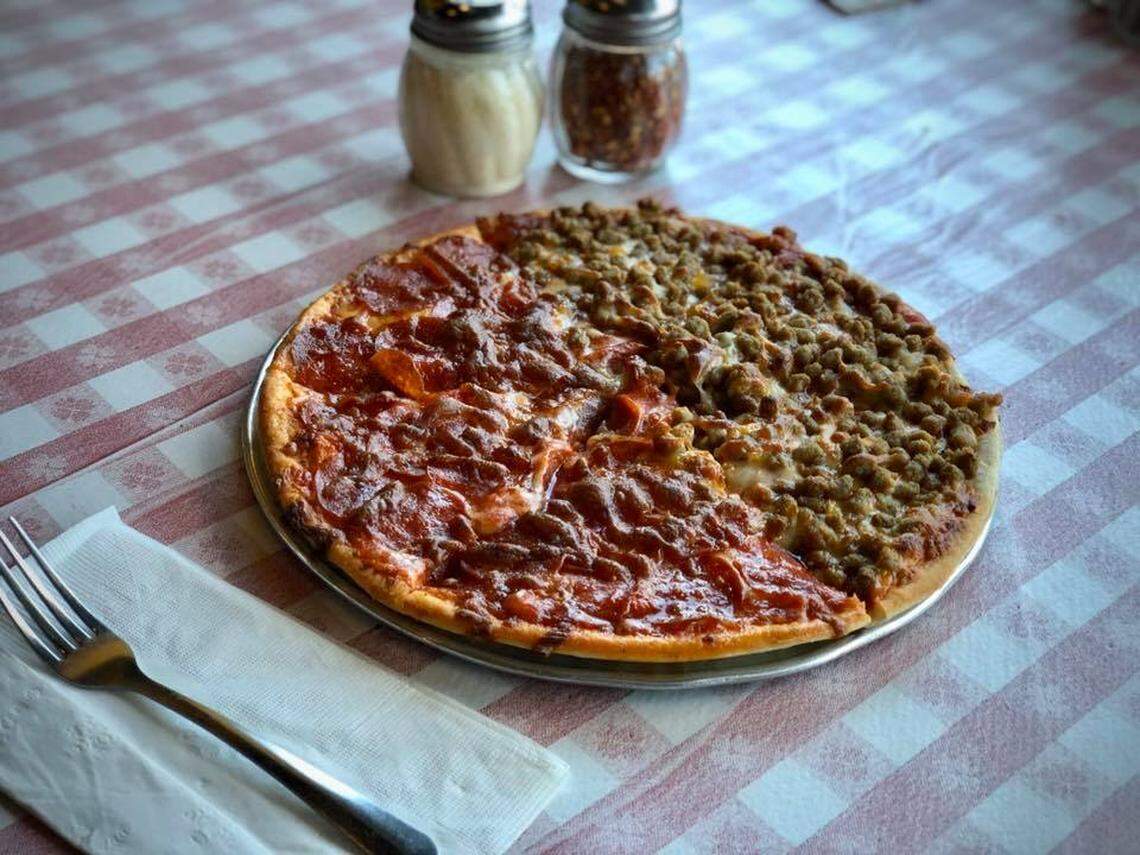 Coming soon to Wichita: a restaurant that specializes in Arkansas-style ...