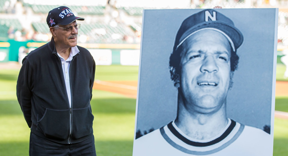 'Golden Bachelor’s' Father Was a Negro Leagues Hall of Famer