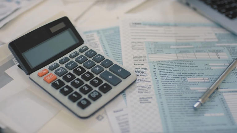 Gov. Youngkin announces when to expect the next Virginia tax rebate