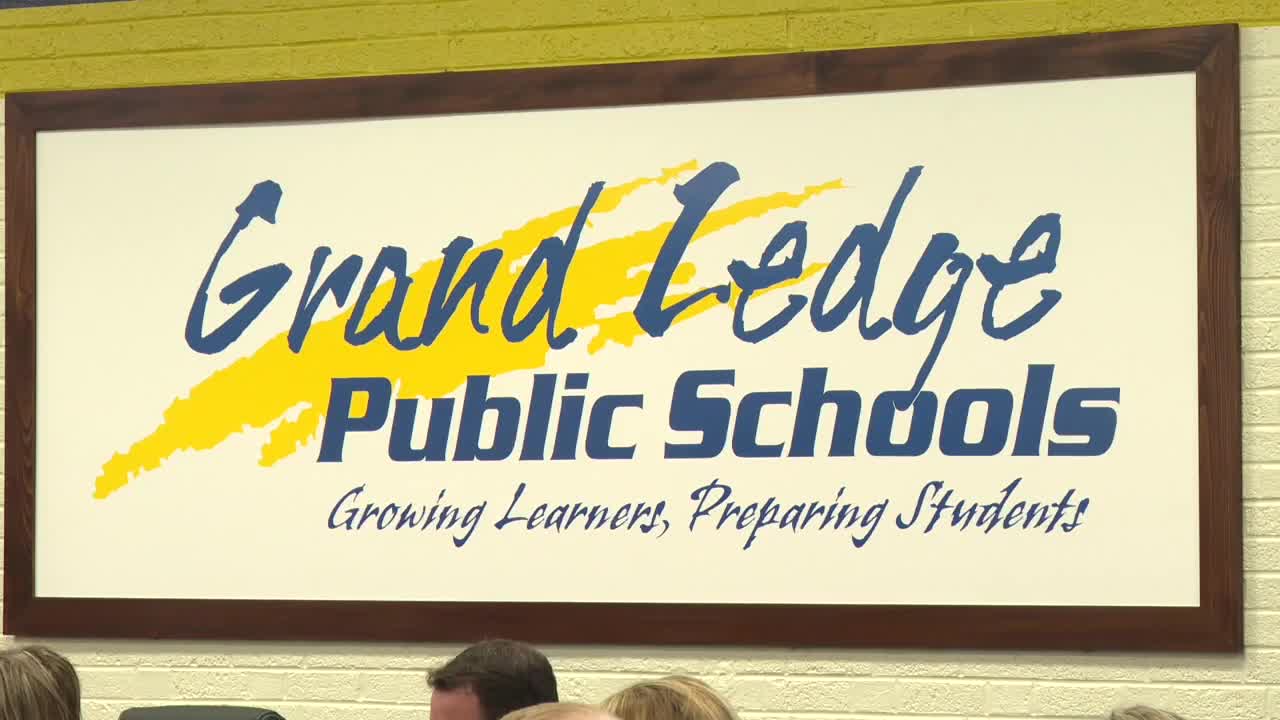 Grand Ledge schools prepare for possible budget crisis