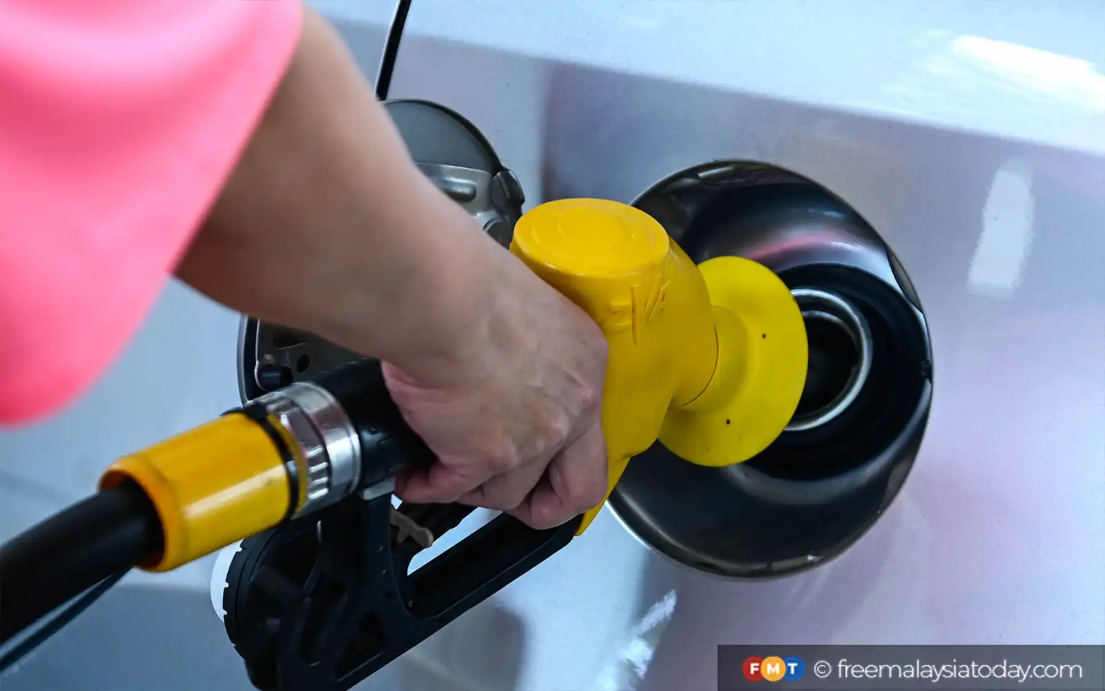 Govt won’t cut Budi95 quota based on income, says Treasury