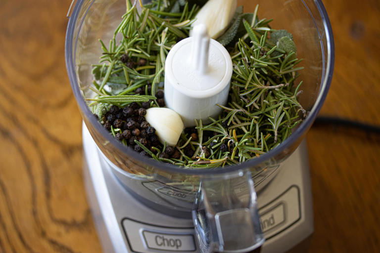Fresh Herbs, Garlic, And Salt Rub - Best Way To Use Leftover Herbs