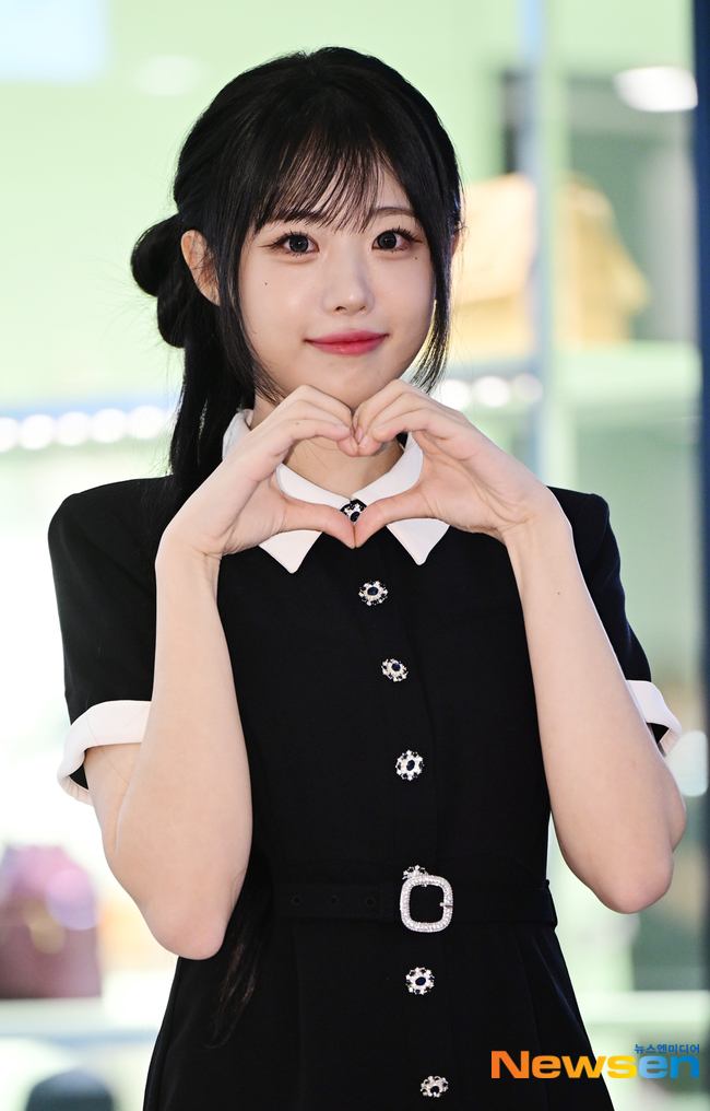 QWER 히나, 순수 하트[포토엔HD]