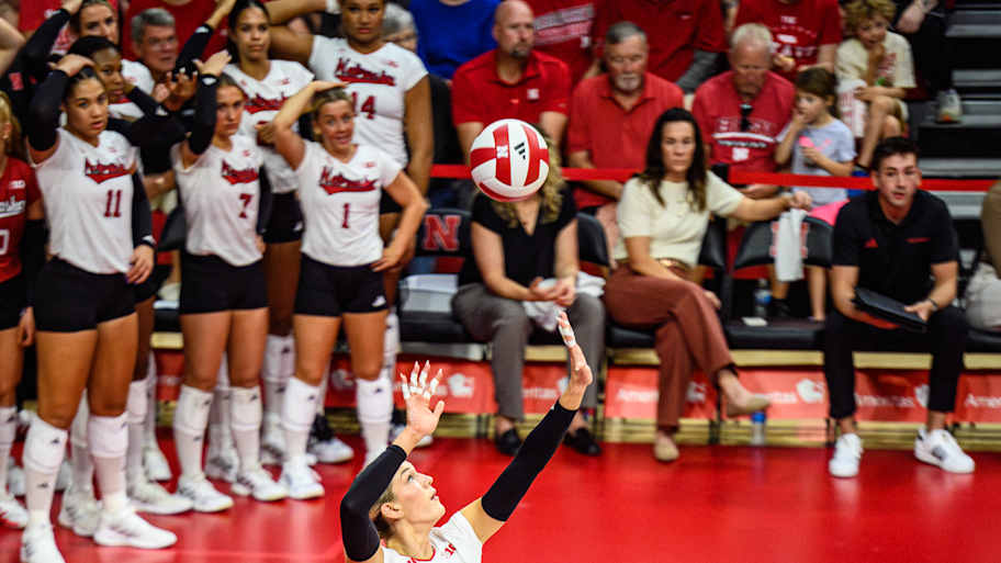 Gallery: Huskers Open Big Ten Play With Sweep Over Michigan