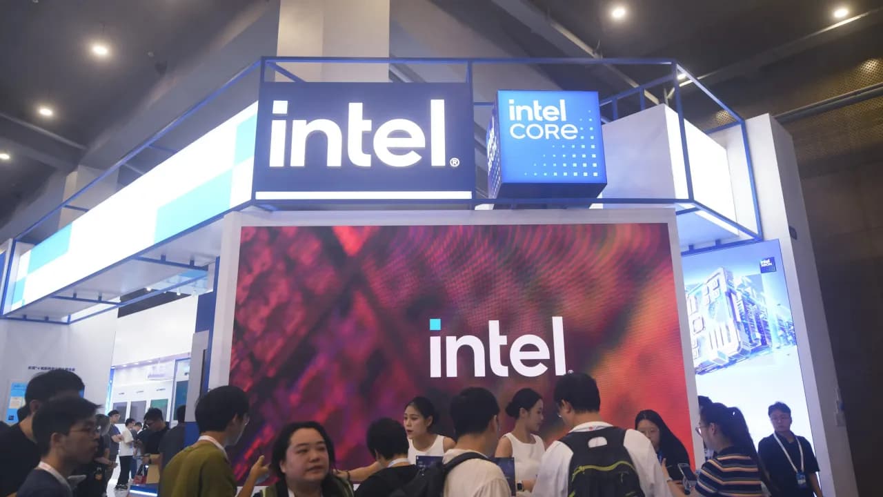 Intel Stock Rally Picks Up Pace On Rumors Of Apple Lifeline — Retail ...