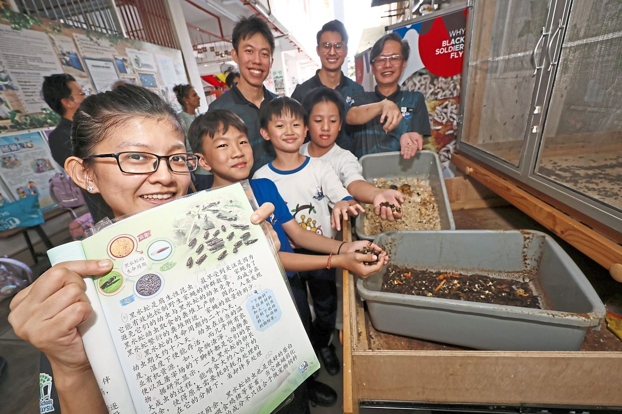 School pioneers buzzworthy venture