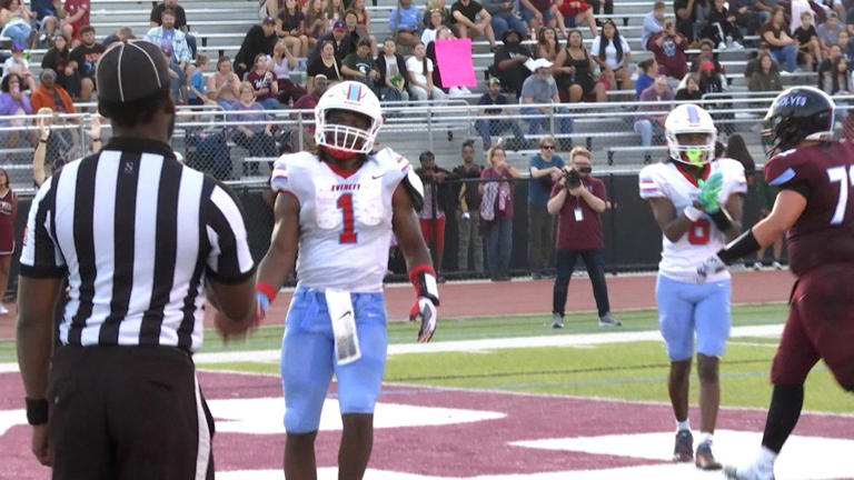 Lansing Everett’s Javari Funches has surpassed 1,000 rushing yards ...