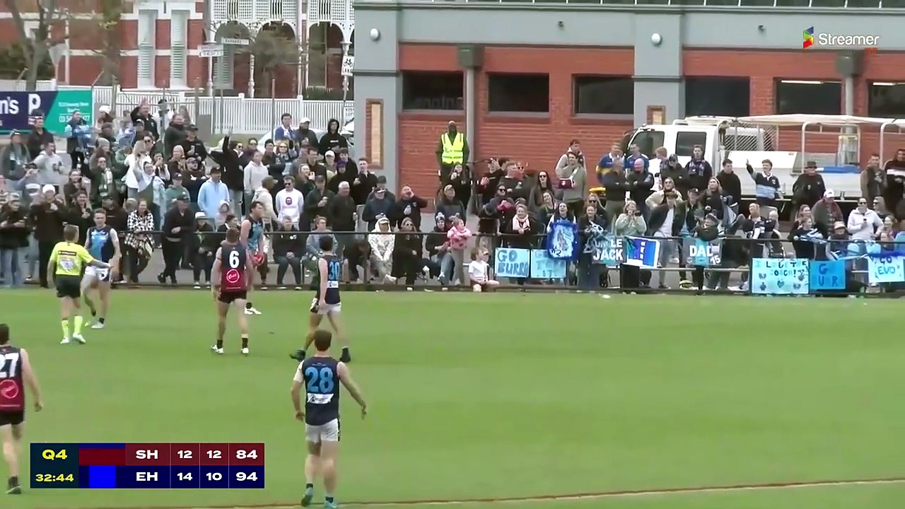 Closing stages of 2025 BFNL grand final.