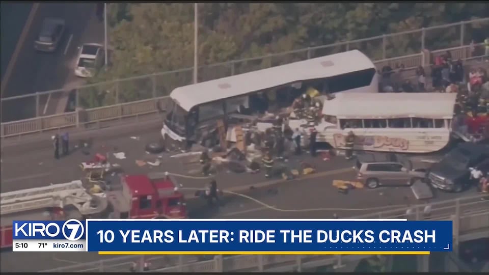 VIDEO: 10 years since the Aurora Bridge 'Ride the Ducks' deadly crash