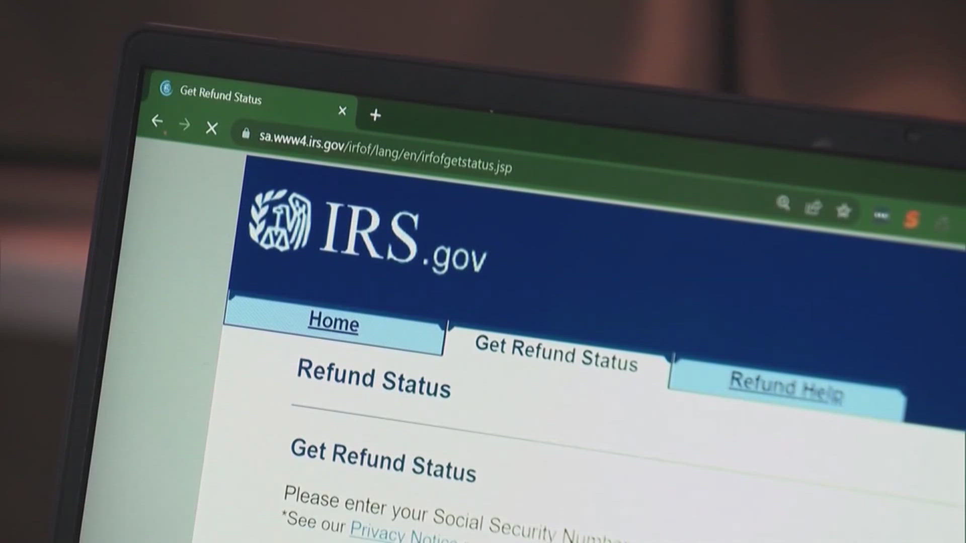 IRS to phase out paper refund checks
