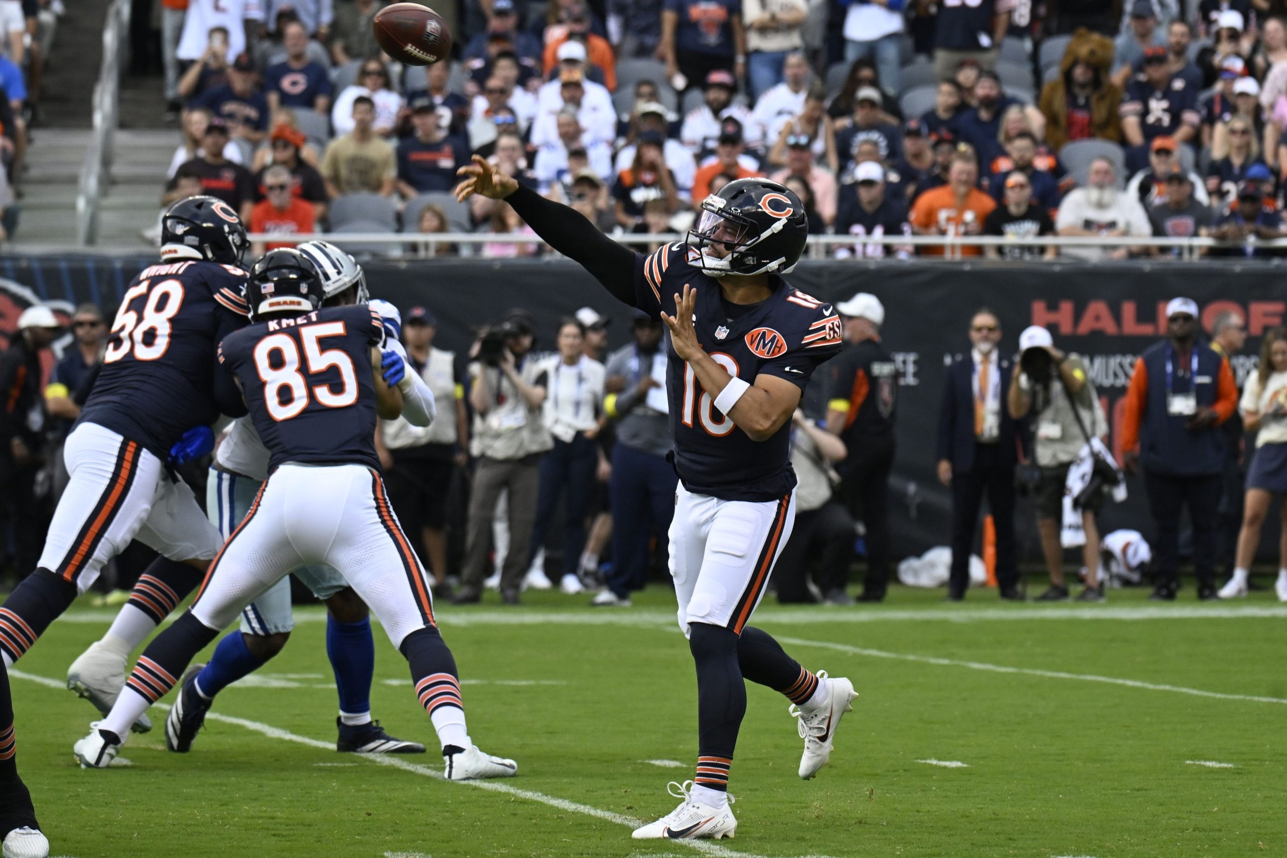 Chicago Bears offense showing major improvement in 2025