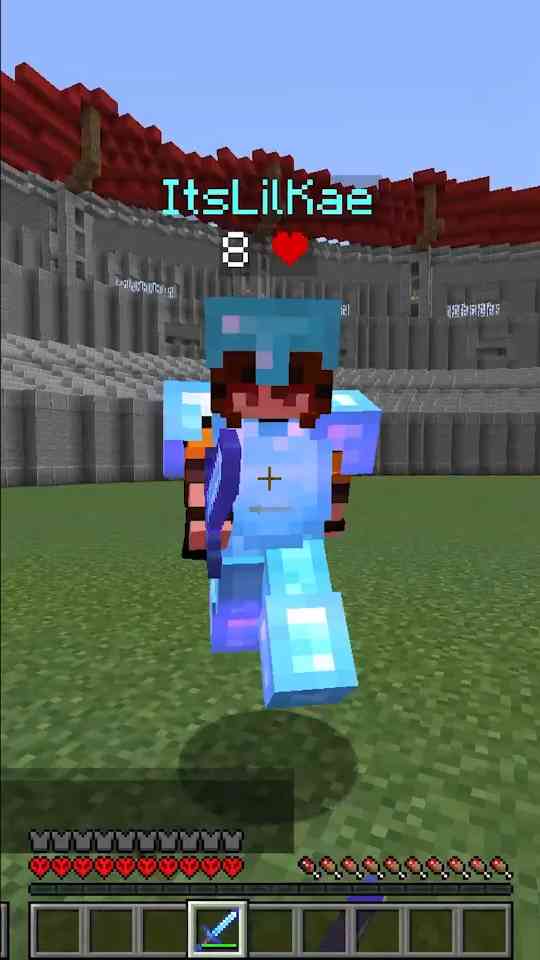 Minecraft PvP Using Cross-Hand Technique