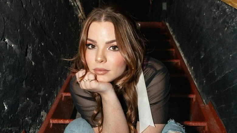 Paul Simon's Daughter Grew Up To Be Stunning