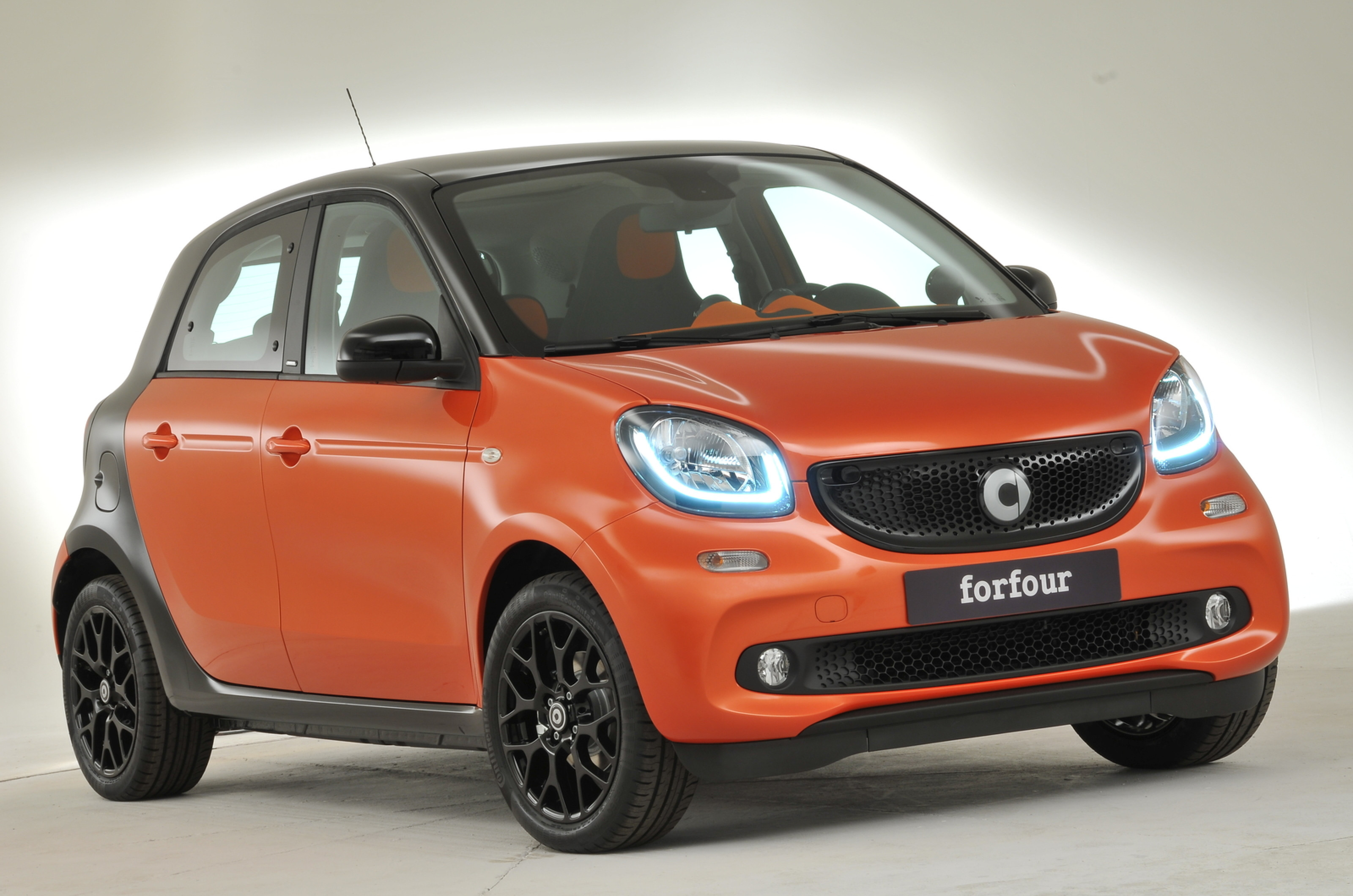 Smart overweegt een comeback van de ForFour, die concurreert met de Twingo