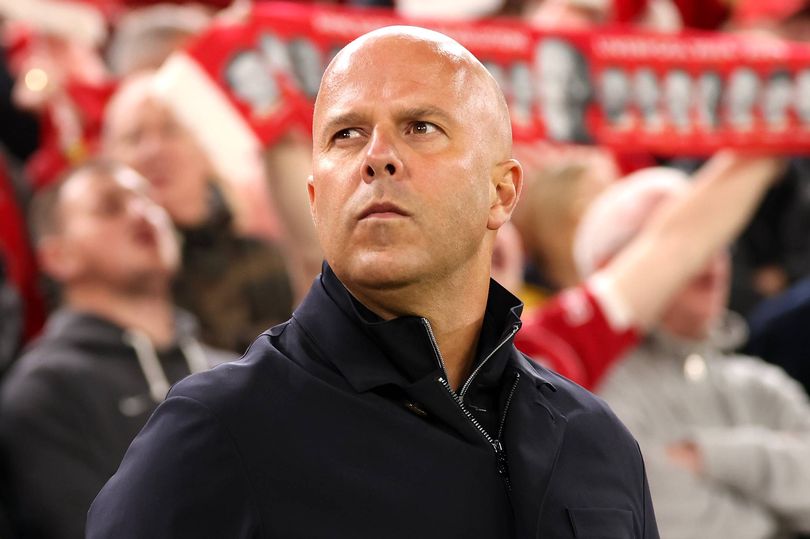 Arne Slot already knows 2 players who can replace Giovanni Leoni after ...