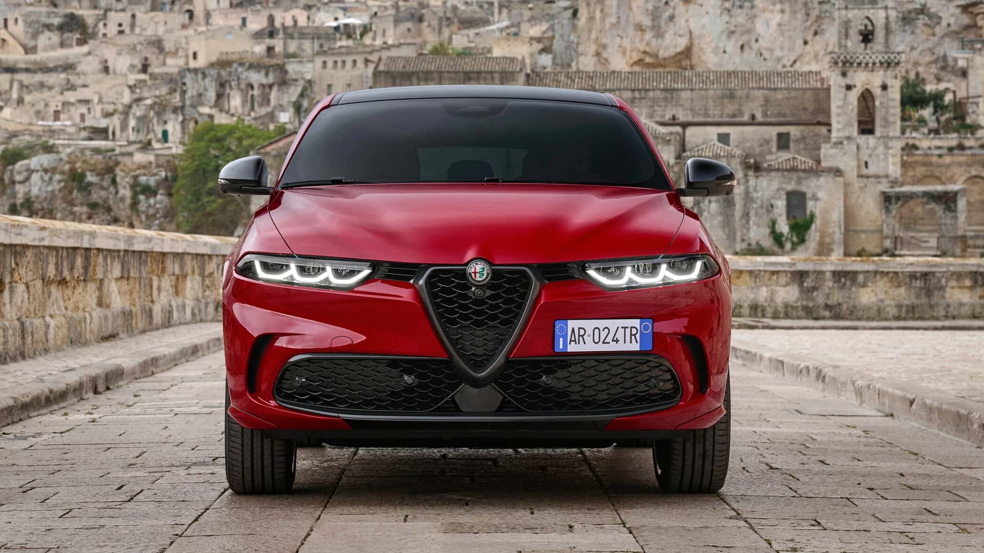 En plus de l'Opel Mokka à Poissy, Stellantis arrête à la production d ...