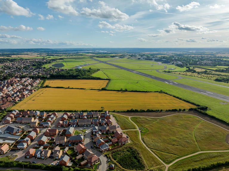 Bellway to submit detailed plans for 180 homes after buying land in ...