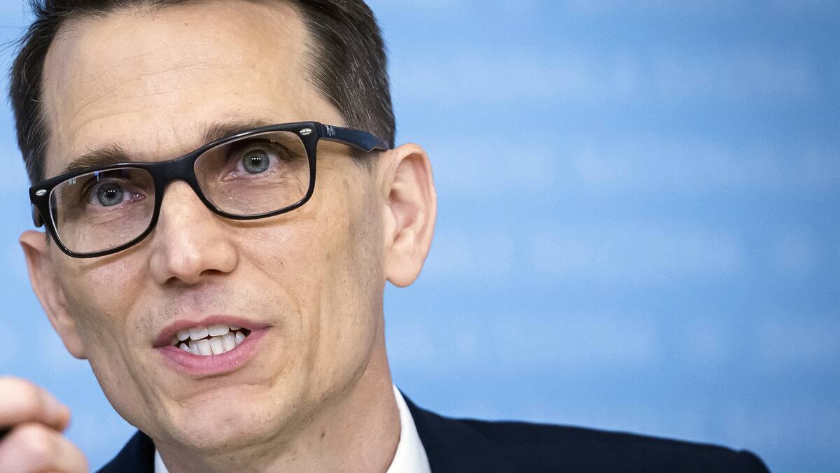 Pour la première fois depuis 2024: La BNS laisse son taux directeur ...