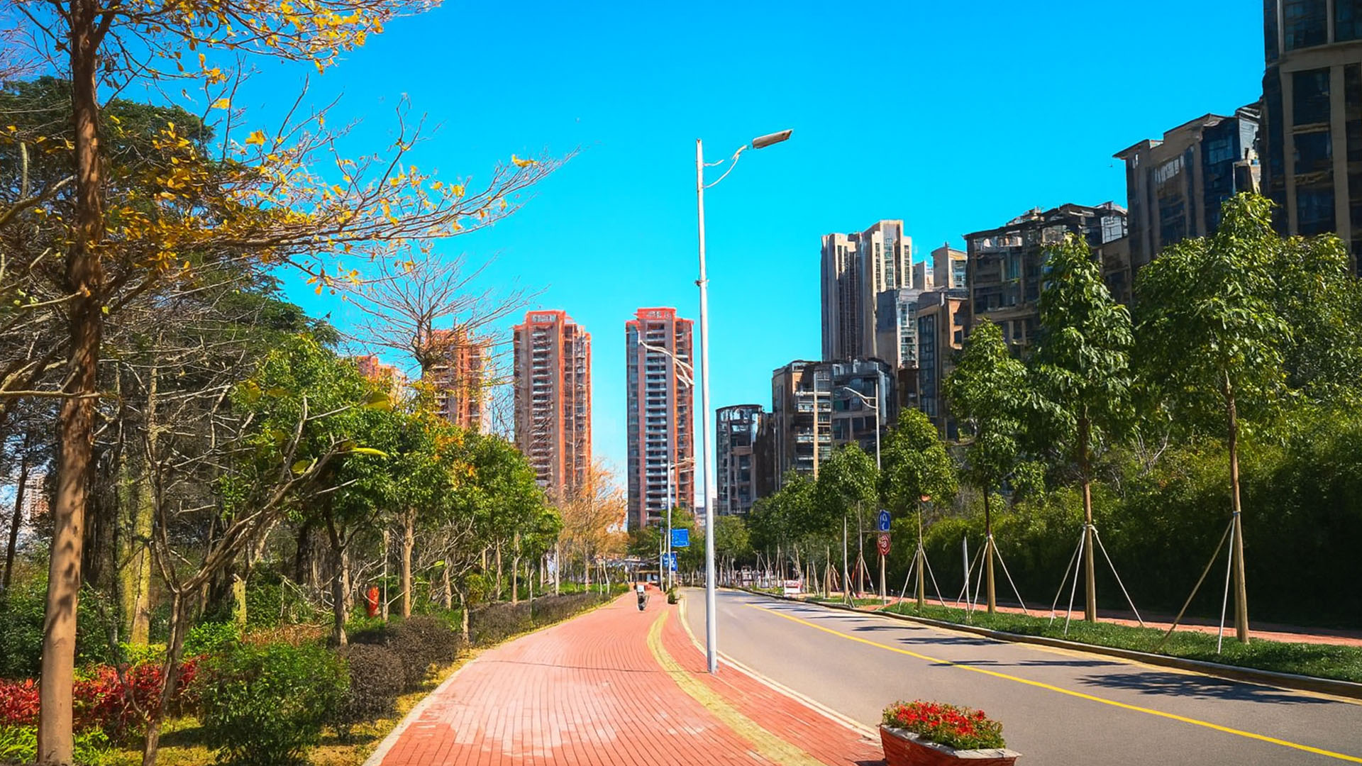 Shenzhen River Walk in Guanlan Area – China 4K