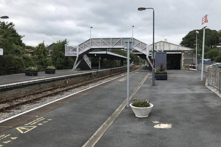 New bridge proposed for seaside town's railway station