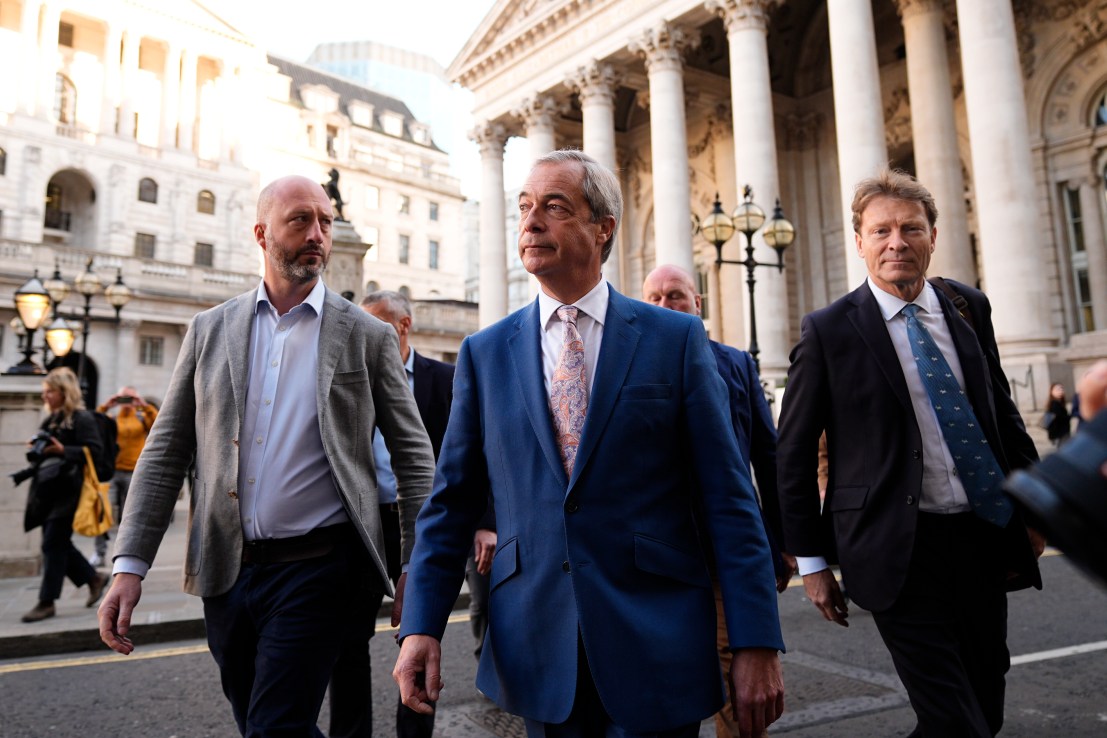 Farage confronts ‘dinosaur’ Bailey on Bank’s independence