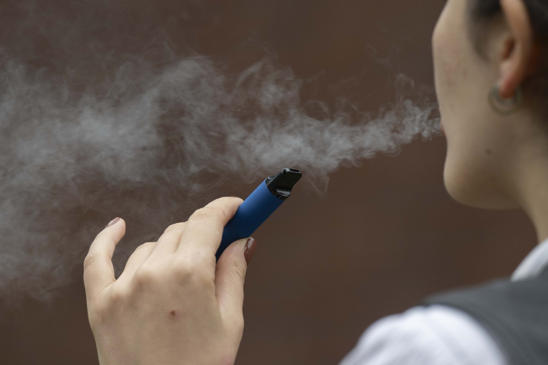 Sterven we langzaam aan vapen?