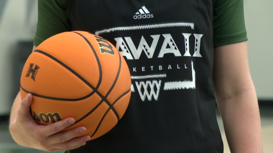 Wahine basketball holds first practice of season