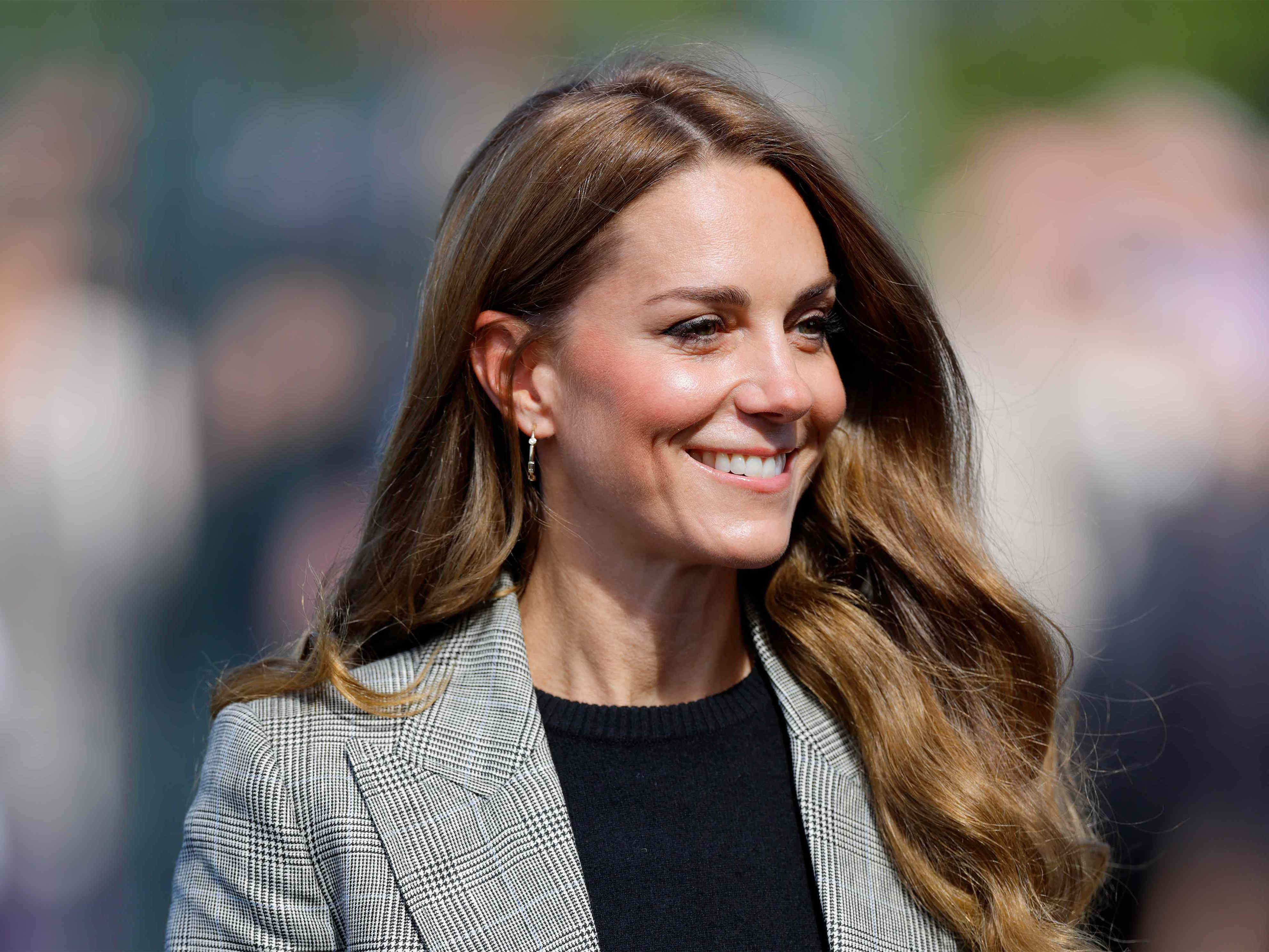 Kate Middleton's suede flats make every outfit look more expensive ...